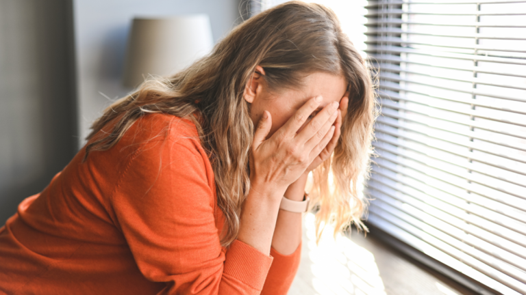 Emotional Abuse From Parents: Telltale Signs, Examples And How to Deal ...
